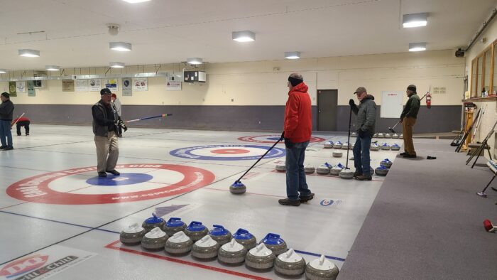 Cook County Curling Club welcomes younger members this season | WTIP