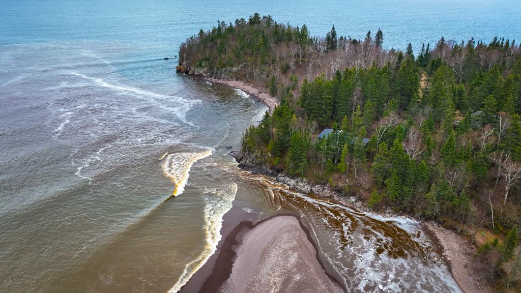 Spring steelhead run continues on many upper North Shore rivers | WTIP