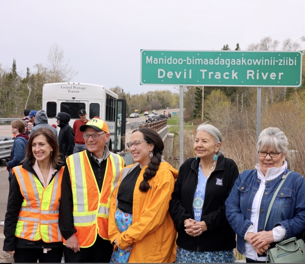 Grand Portage Band and MnDOT unveil dual language river signs on ...